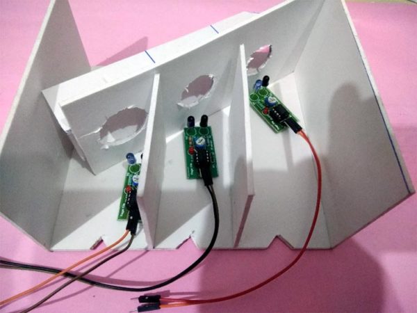 Máquina de clasificación de monedas con Arduino - EcuaRobot